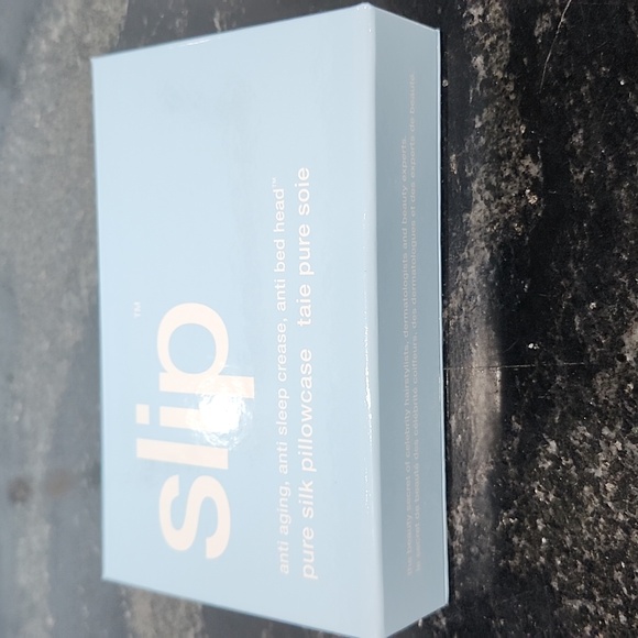 slip | Skincare | Slip Queen Pillowcase With Invisible Zipper Seabreaze ...